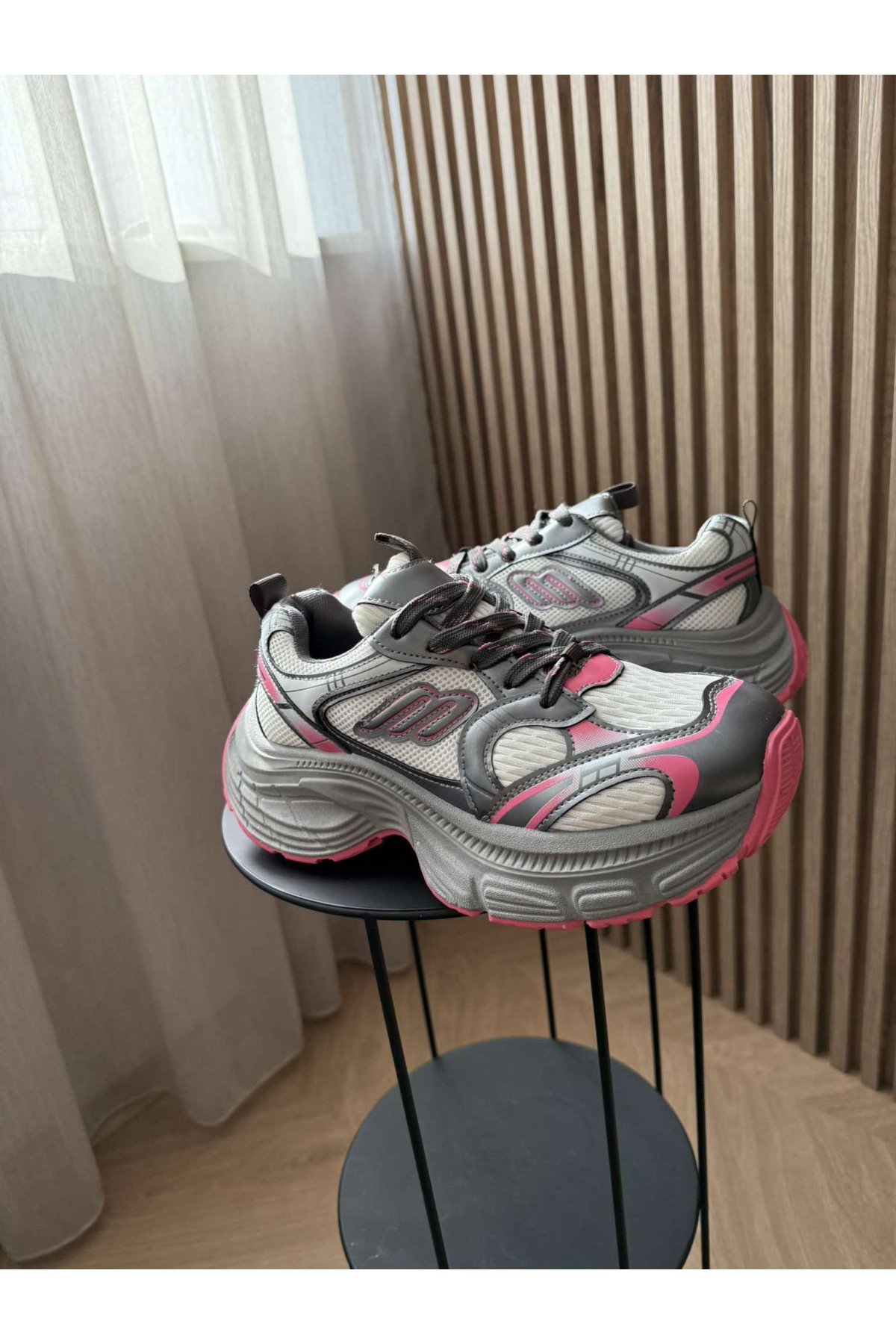 Sneakers Essentials / Gray&Berry – Стилни маратонки | KARMA Original