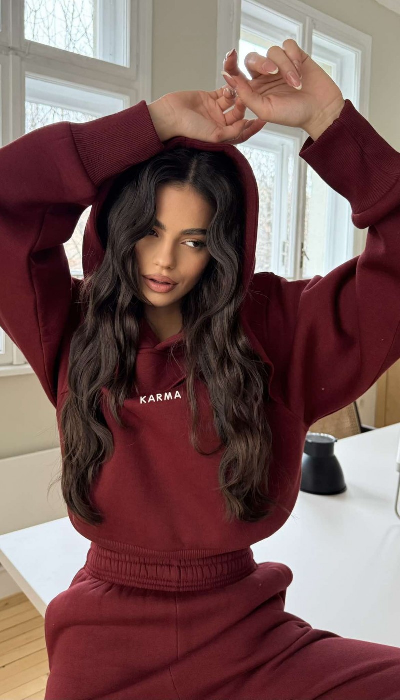 Ново - Нови колекции дамски дрехи в любимия Ви розов свят на Karma Original