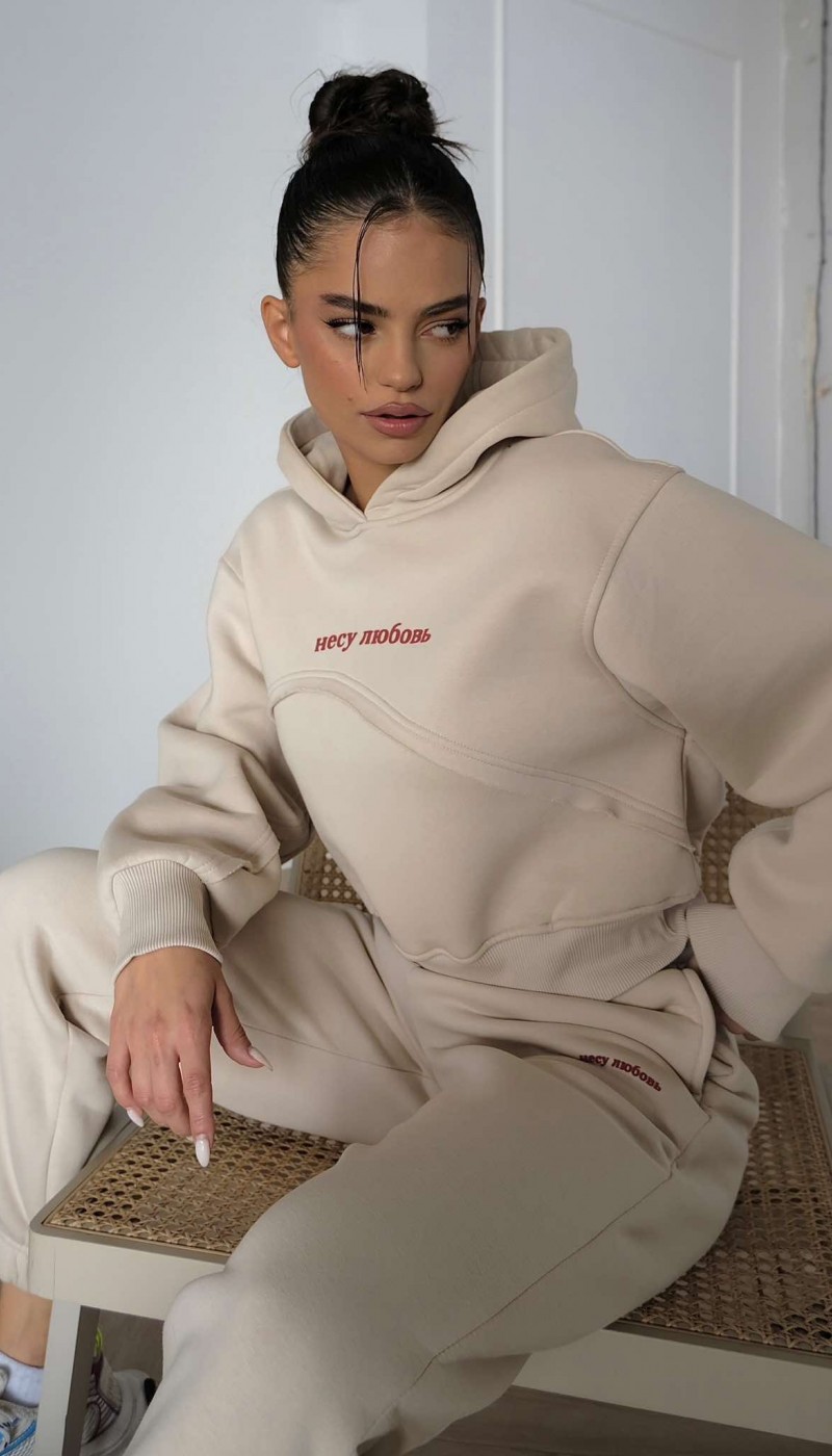 Ново - Нови колекции дамски дрехи в любимия Ви розов свят на Karma Original